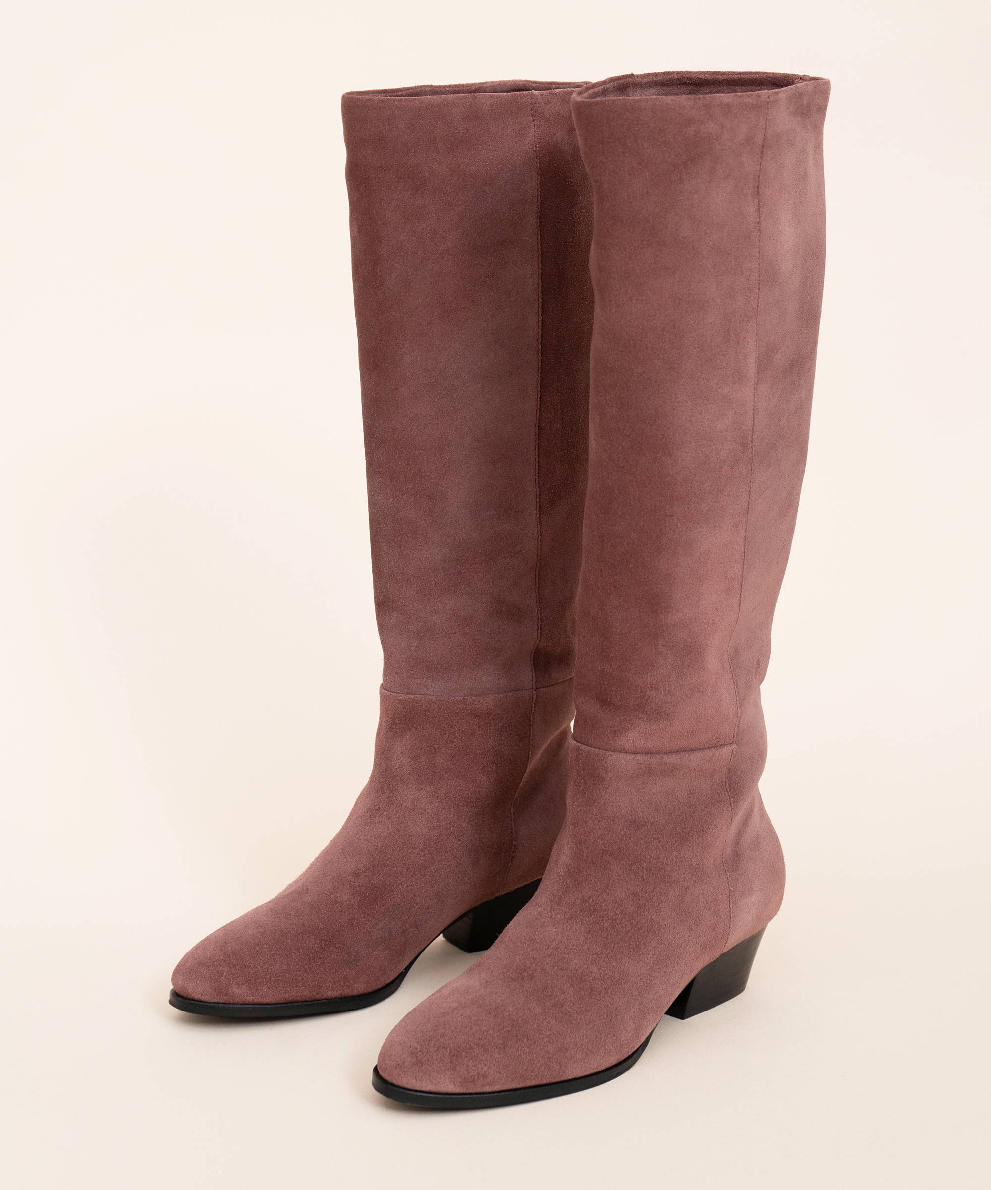 How We Wear These: Char in Lea – Charlotte Stone