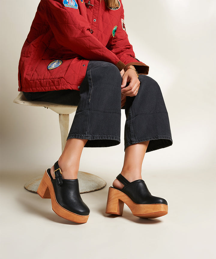 Clogs – Charlotte Stone