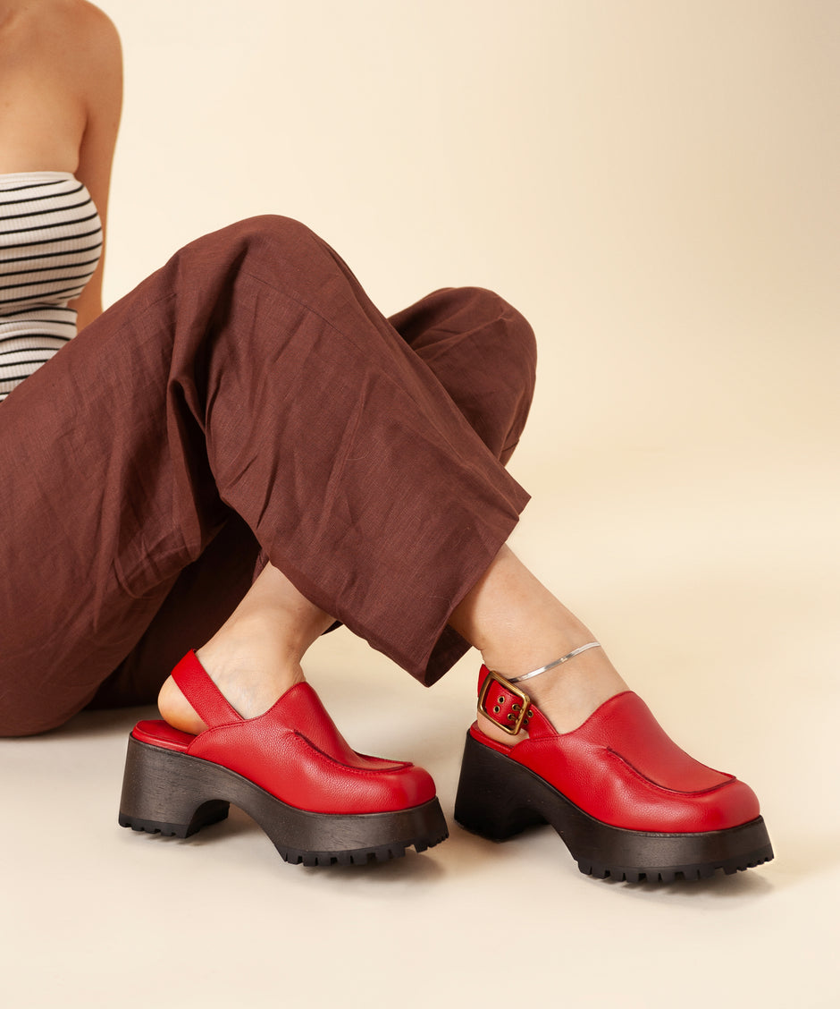 Clogs – Charlotte Stone