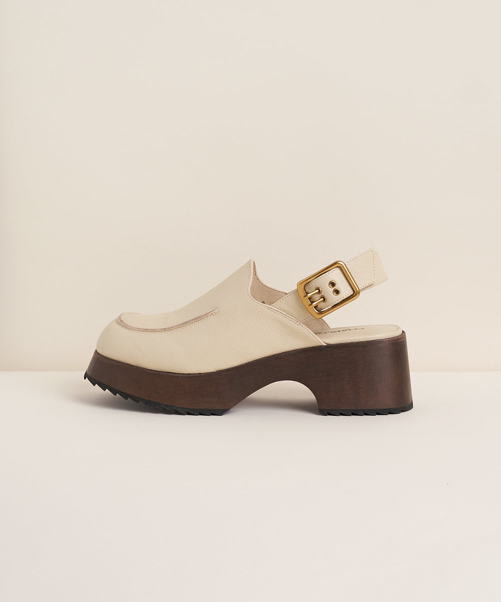 Clogs – Charlotte Stone