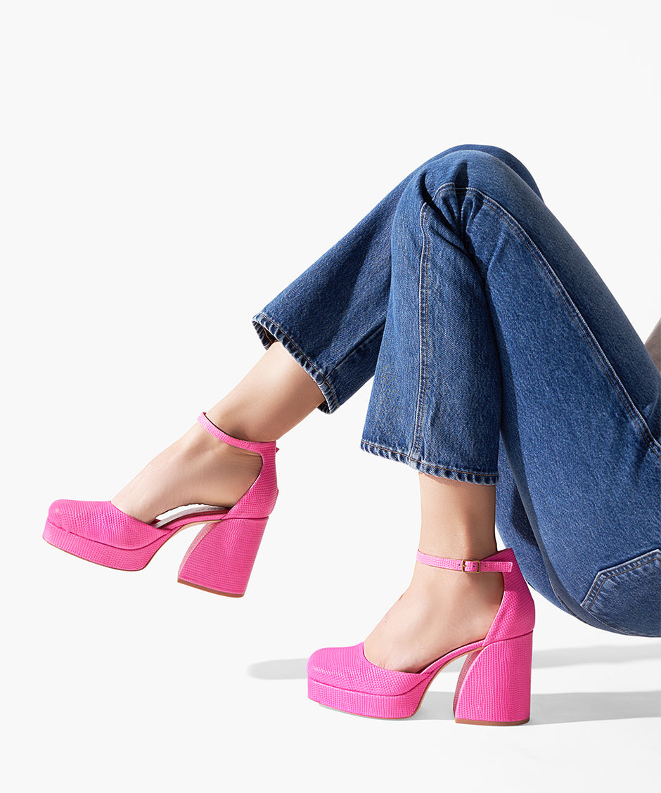 Greatest Hits: Platforms – Charlotte Stone