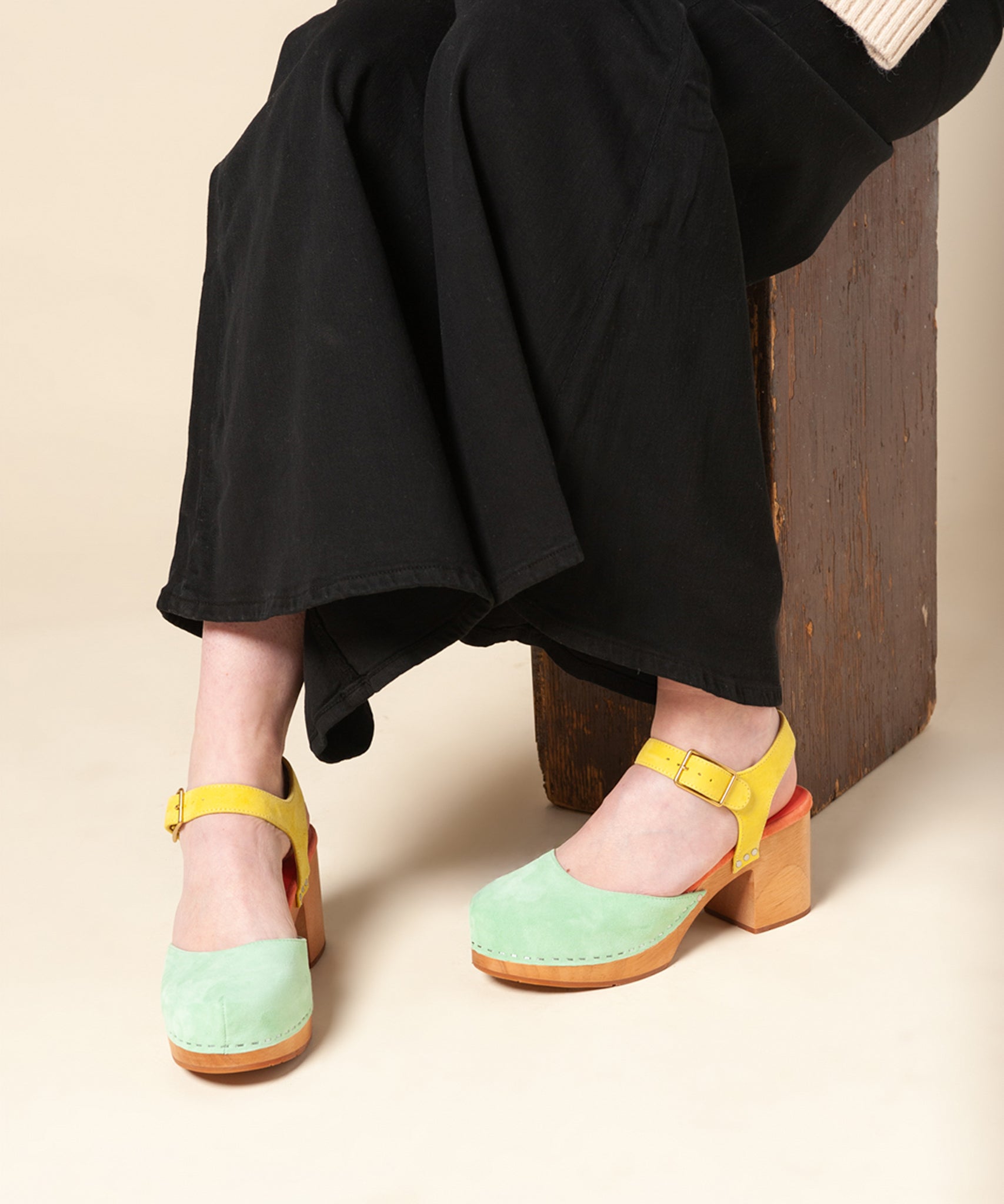 Clogs – Charlotte Stone